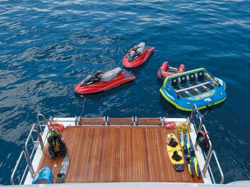 Yacht SAI RAM, Benetti Yachts | CHARTERWORLD Luxury Superyacht Charters